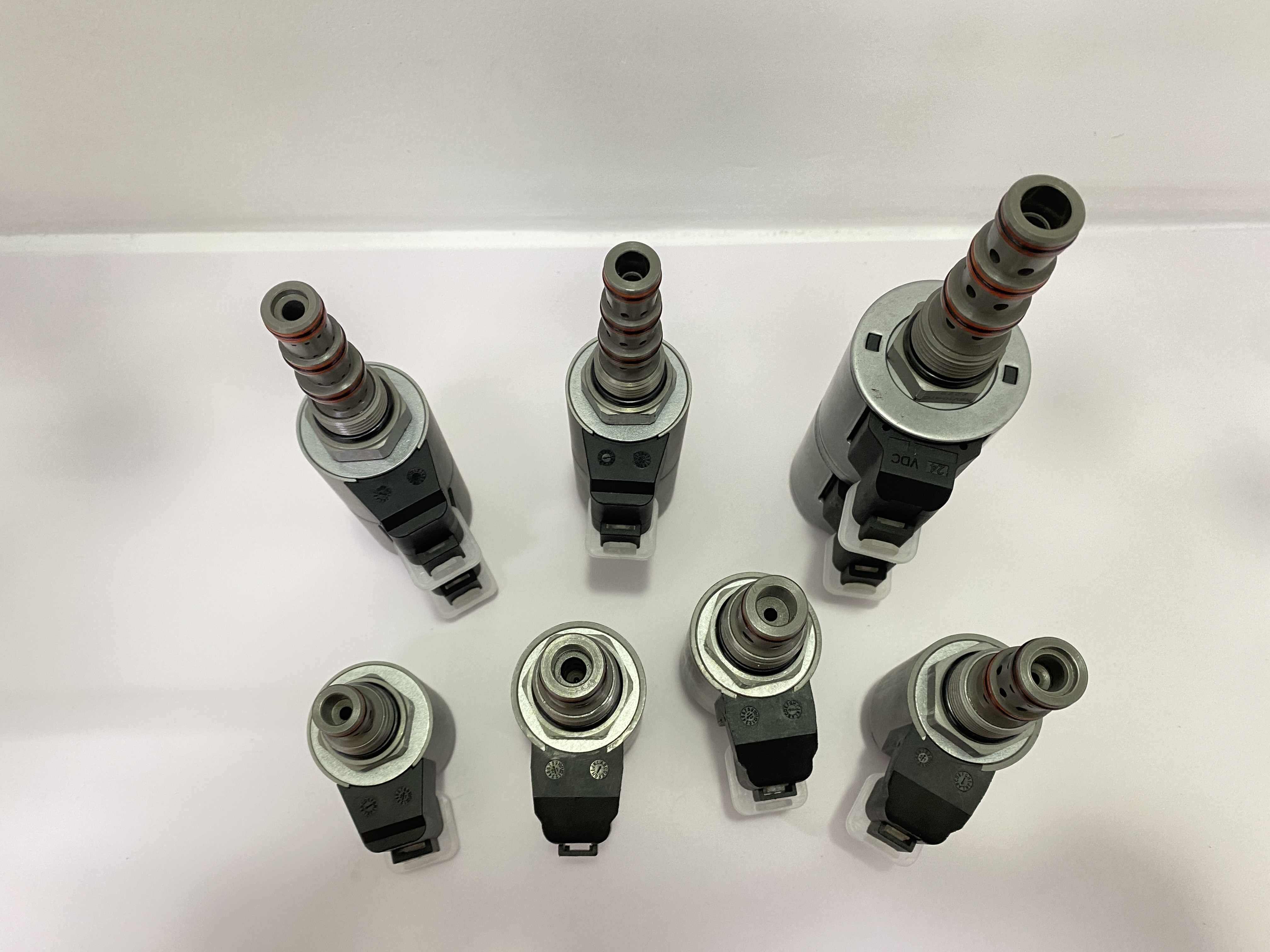 Cartridge Spool Type Solenoid Valve 4 Way 2 Position Hydraulic Valve